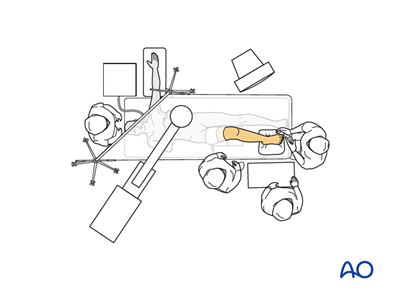 Supine position with knee flexed 90°